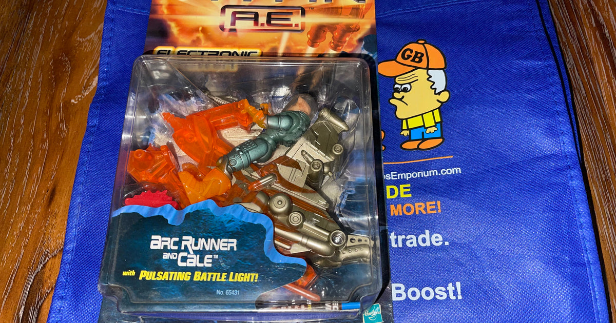Titan A.E.: Arc Runner and Cale with Pulsating Battle Light (Electroni ...