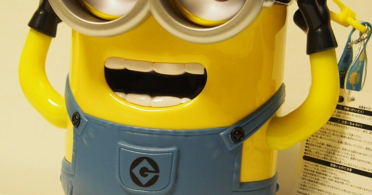 Despicable Me Minions: Minion Bob Popcorn Bucket 11” with Universal St ...